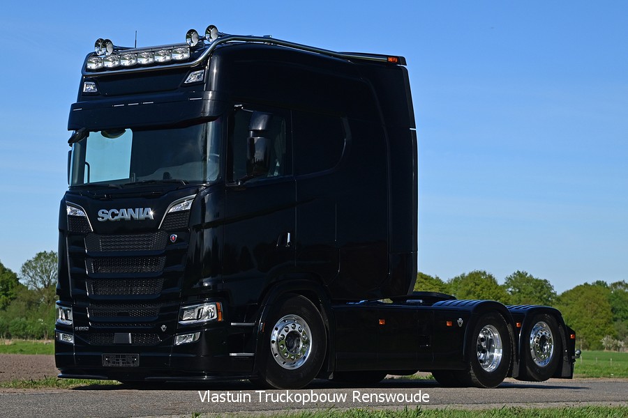 V8Power.nl - Scania S650 XXL voor Versteijnen Trucks